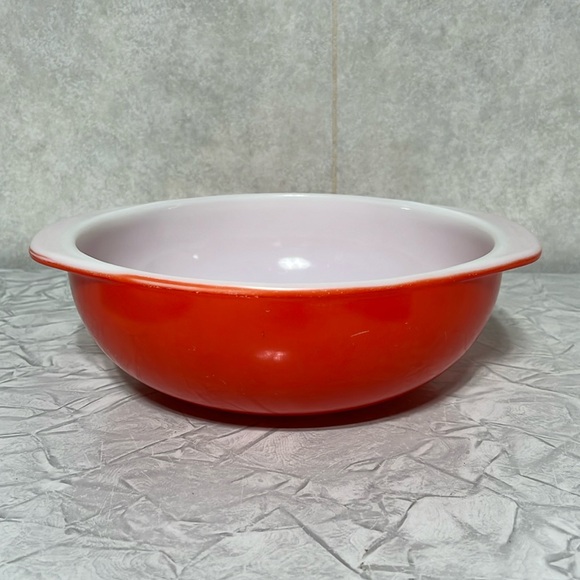 Pyrex | Dining | Vintage Pyrex 24 2 Quart Round 25 Cinderella Round ...